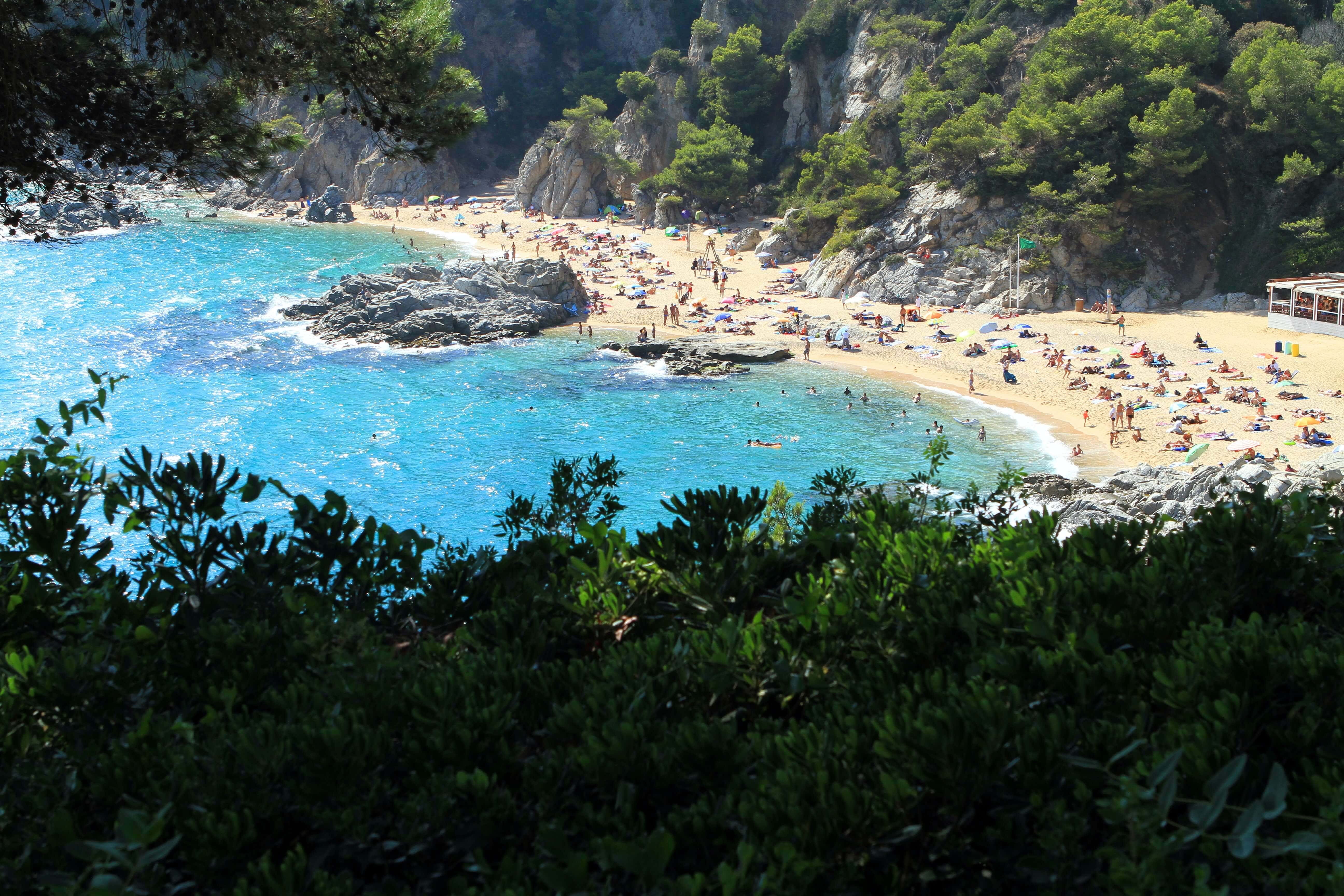 Living in Spain Pros and Cons